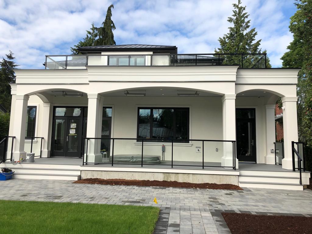 Glass Railing Systems Modern & Durable Glass Railings for Homes and ...